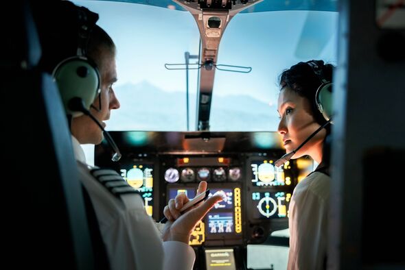 Female pilots 'better than men in high-pressure flight situations'