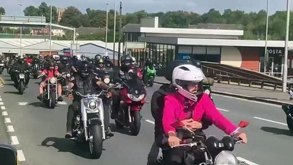 Spectacular sight of hundreds of Ride for Ryan bikers riding through ...