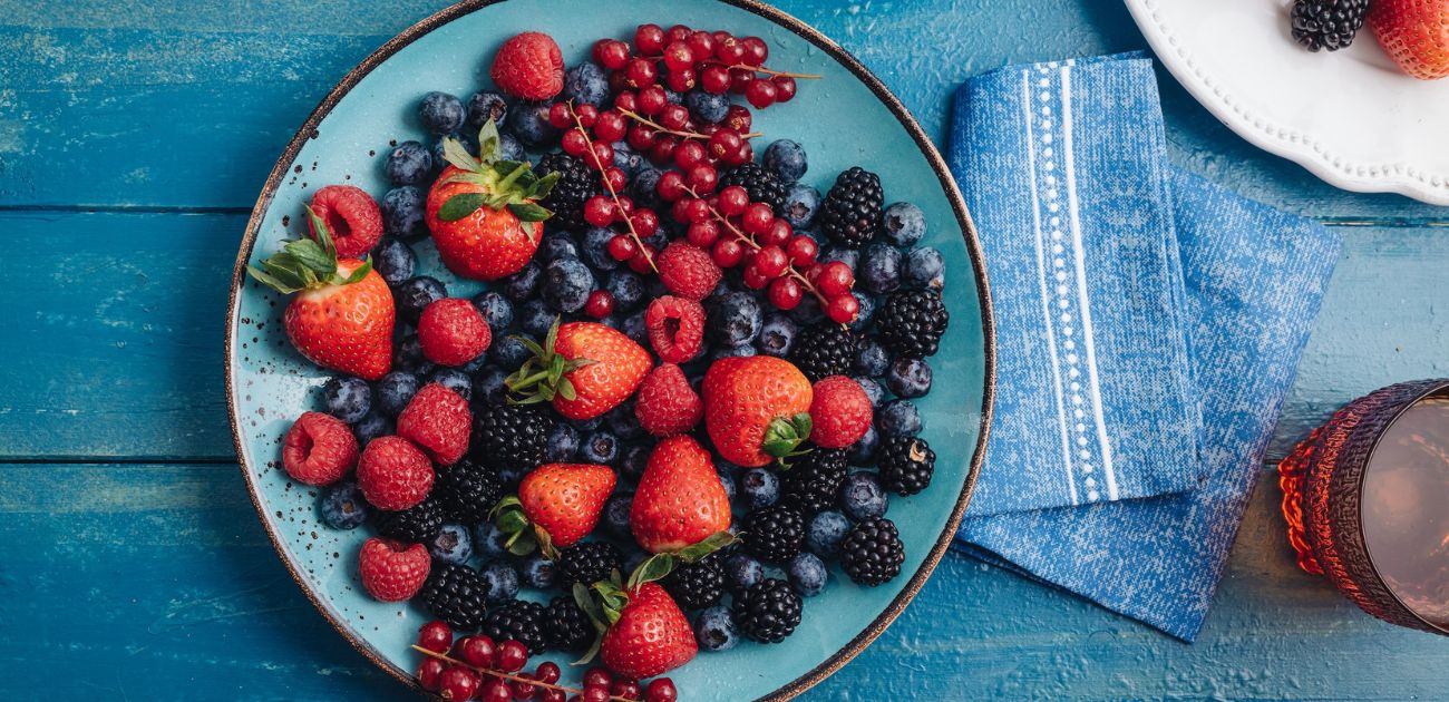 Cholestérol : manger ce fruit régulièrement pourrait être le moyen le ...