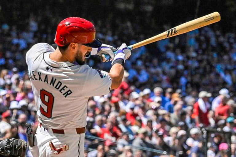 Blaze Alexander out with knee contusion against Angels