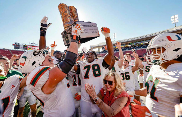 30 key Miami Hurricanes for 2025 season: Matt McCoy showed he can be a ...
