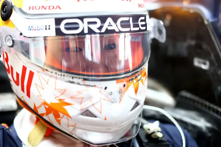 This dog is obsessed with the bathtub—and it's equal parts cute and chaos