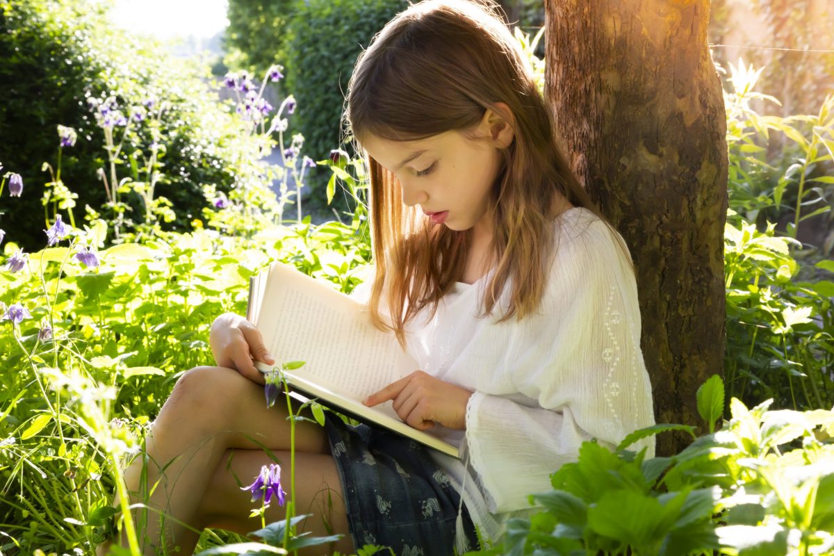 How to turn your child into a bookworm this summer (even if they’re a ...