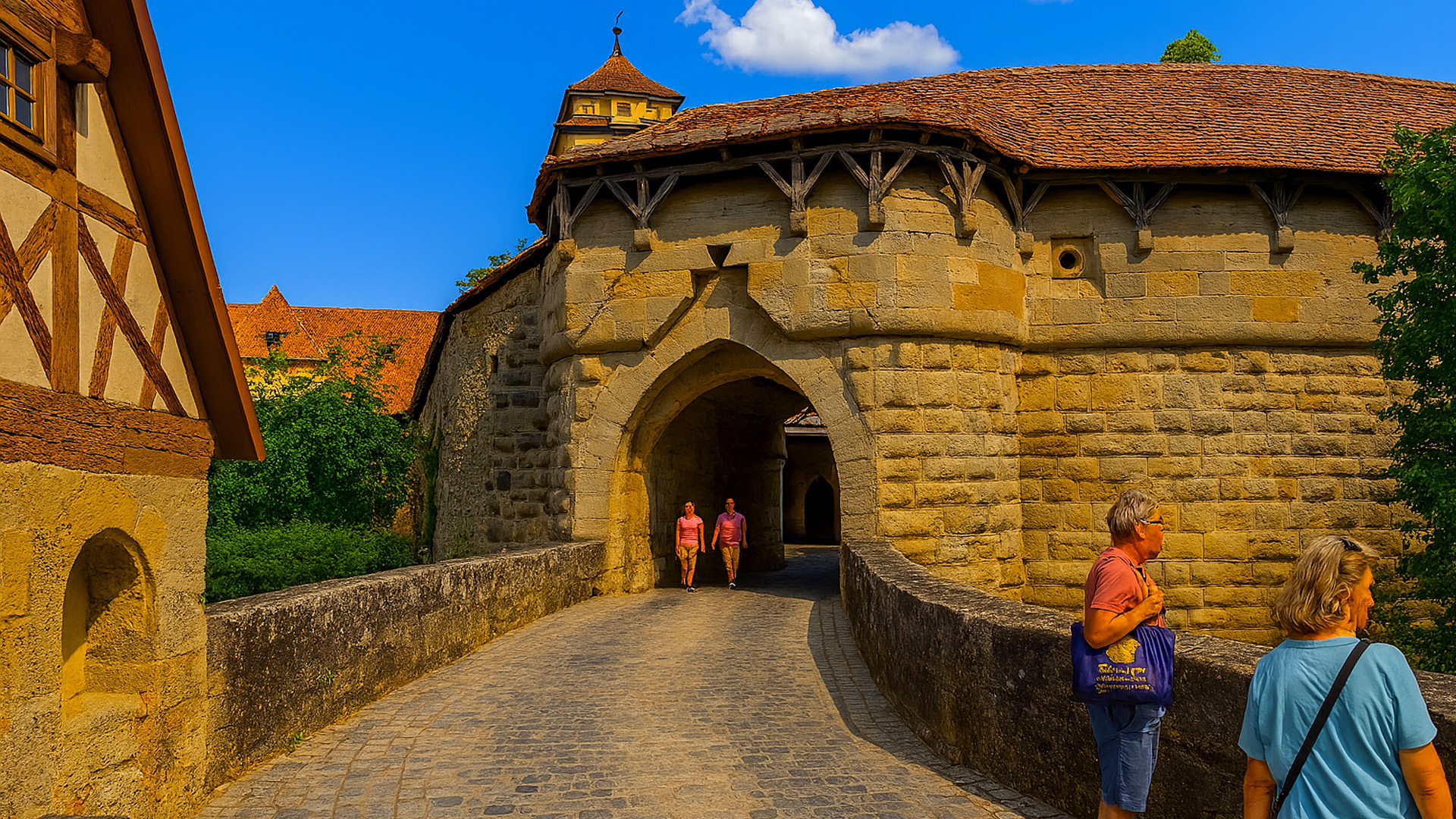 Rothenburg ob der Tauber Walking Tour – Germany’s Best-Preserved ...