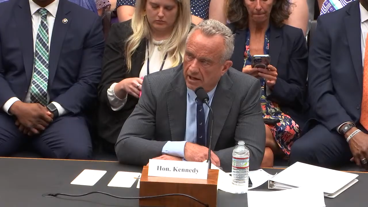 'I Will Look Into It': RFK Jr. Brings Disappointment Upon The Country ...