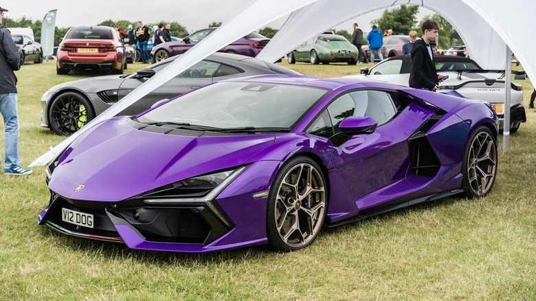 How Much Does It Cost To Change The Oil In A Lambo? Here's What You ...