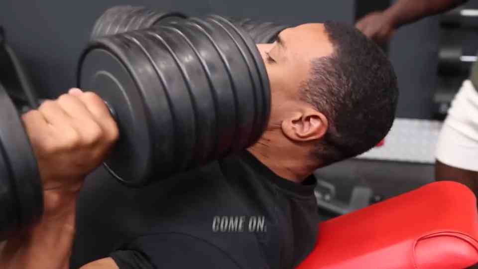 Training W The Biggest Legs & Neck In Bodybuilding