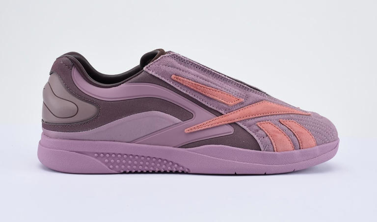 Early Look at the Reebok Hammer Pro Shoe
