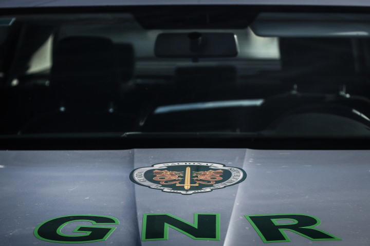 GNR fecha nove residências que funcionavam ilegalmente como lares de ...