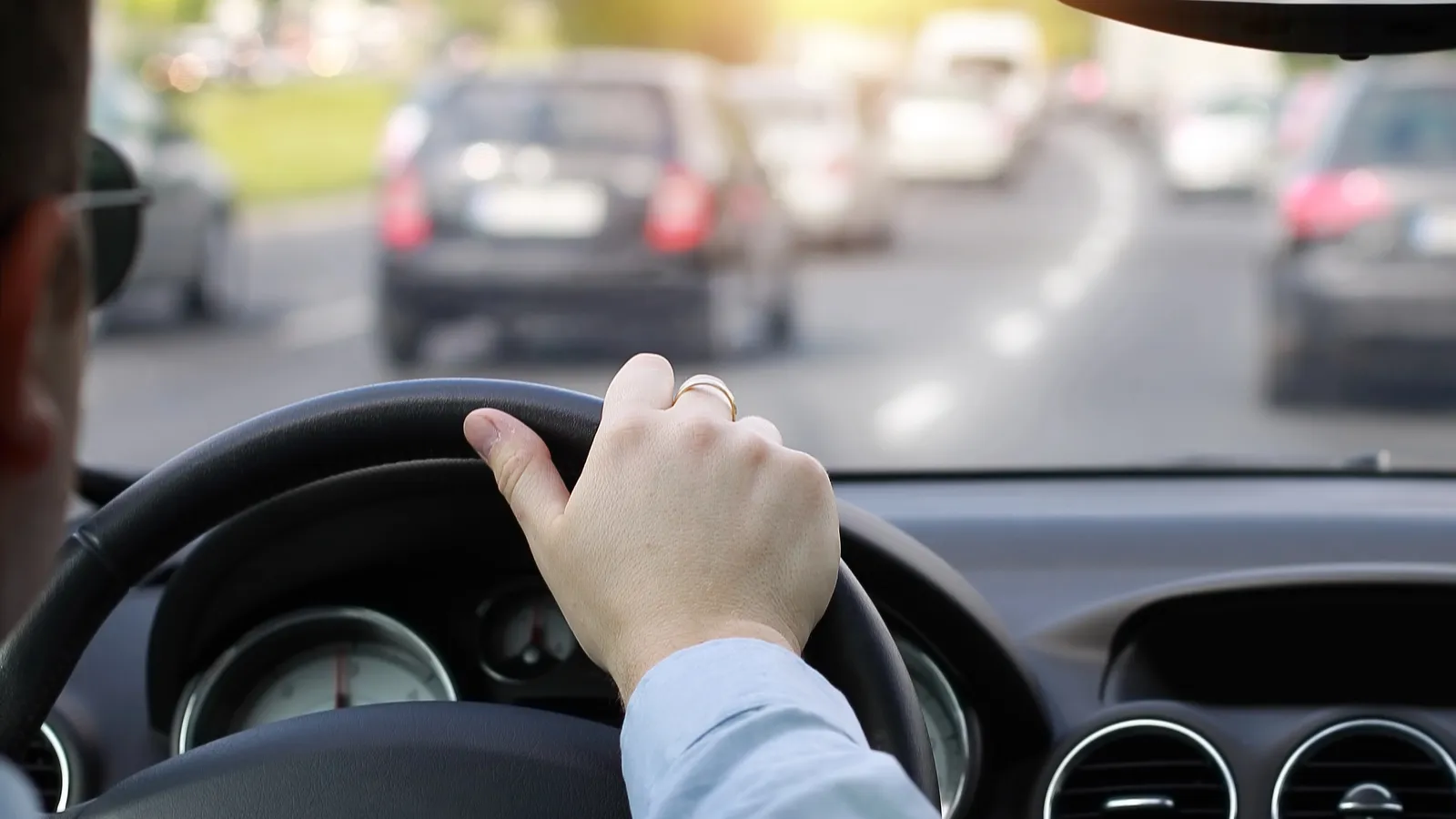 Human drivers may soon see a fourth ‘white’ traffic light, here’s what ...