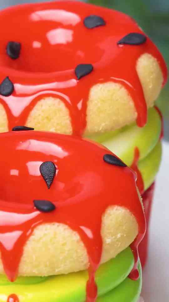 Adorable Watermelon Cupcake Ideas