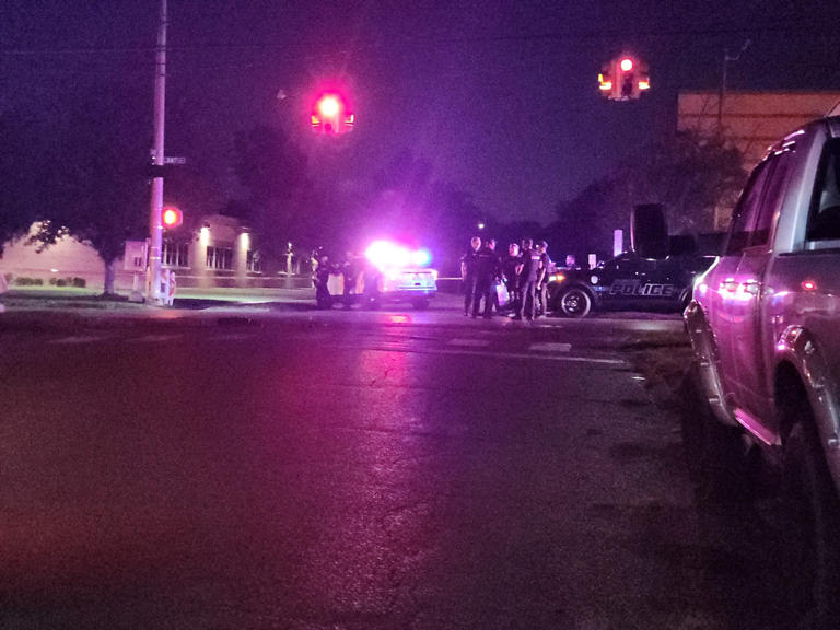 Speedway officer, 2 suspects injured in crash after pursuit
