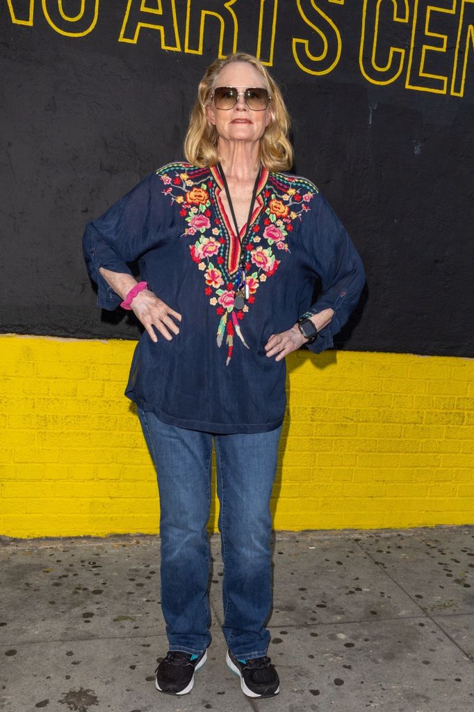 Moonlighting star Cybill Shepherd, 75, looks gorgeous in laidback look ...