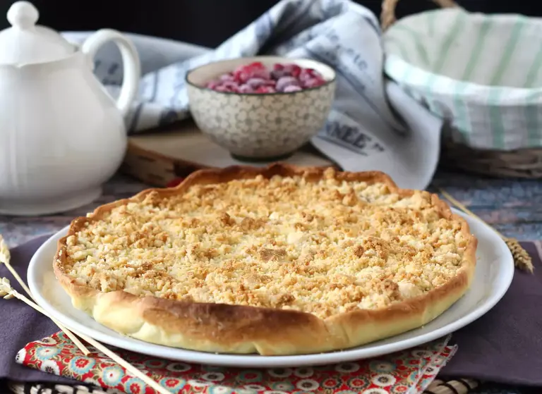 Tarte crumble express aux fruits rouges