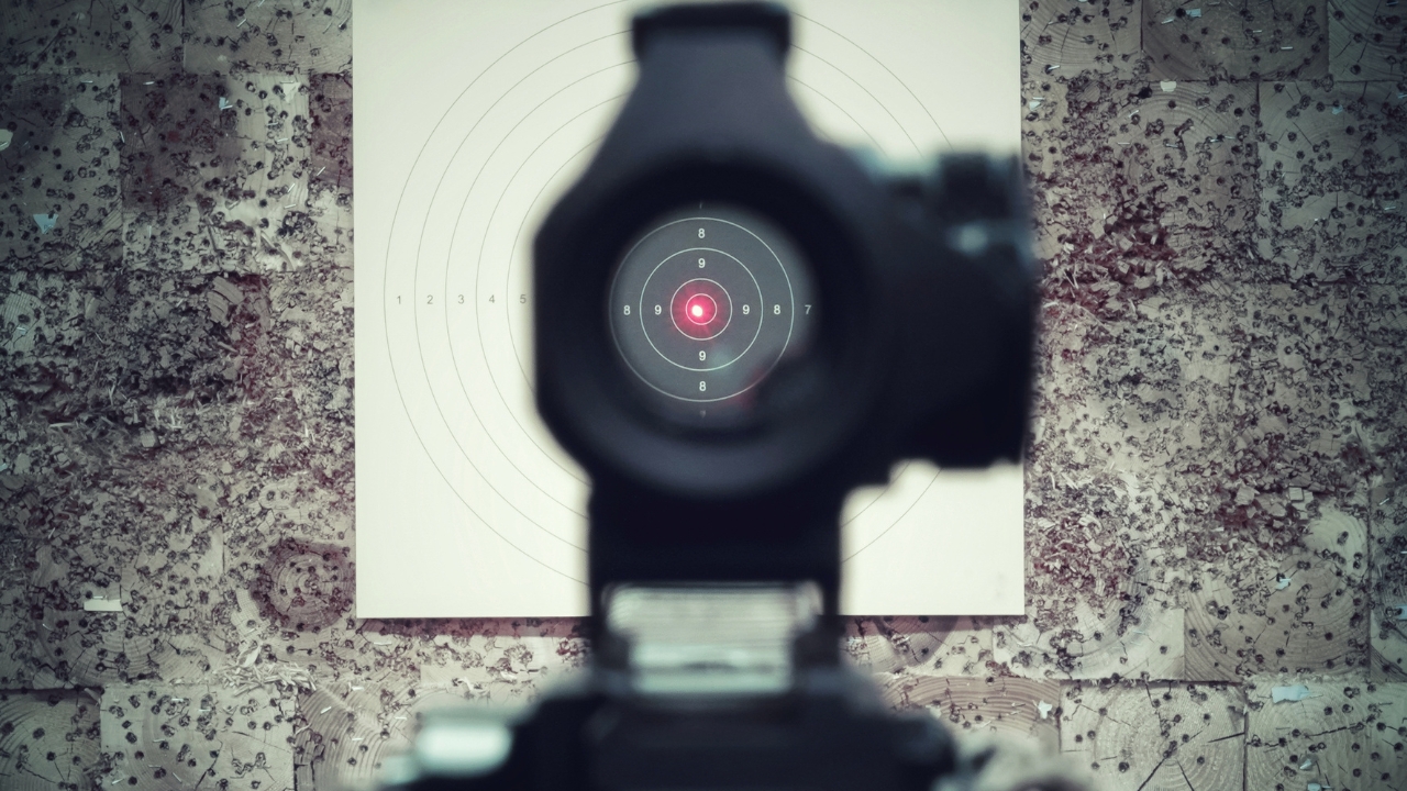 Red dot vs. holographic: what you should know