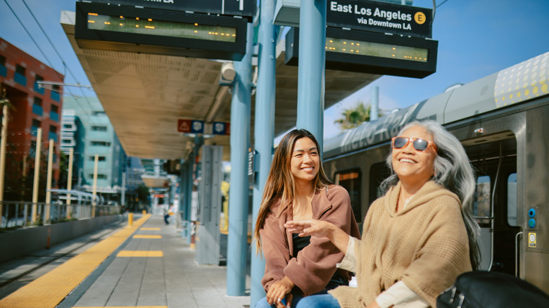 The US May Soon Have A 3-Day Transcontinental Train Route Connecting ...