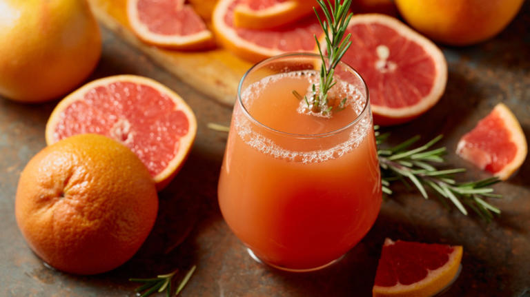 When You Eat Grapefruit Every Day, This Is What Happens To Your Blood ...