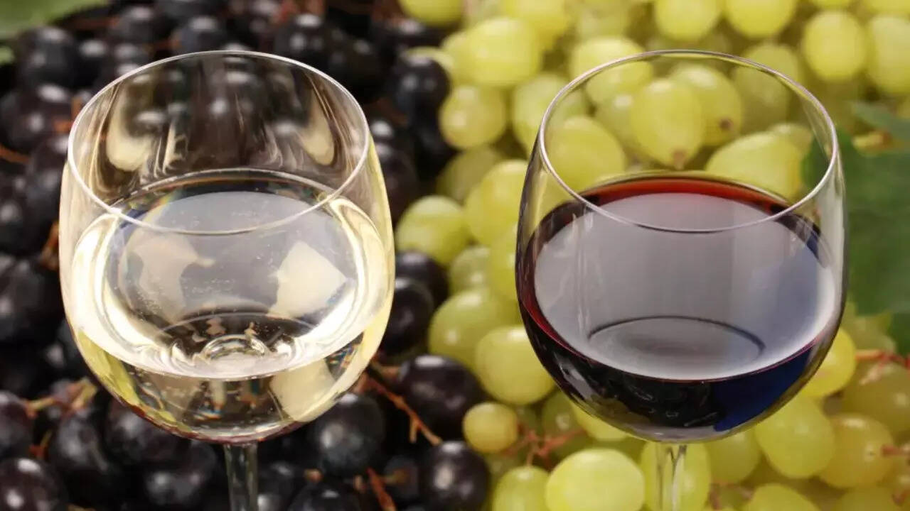 Red wine vs white wine: Which one is better and healthier (key ...