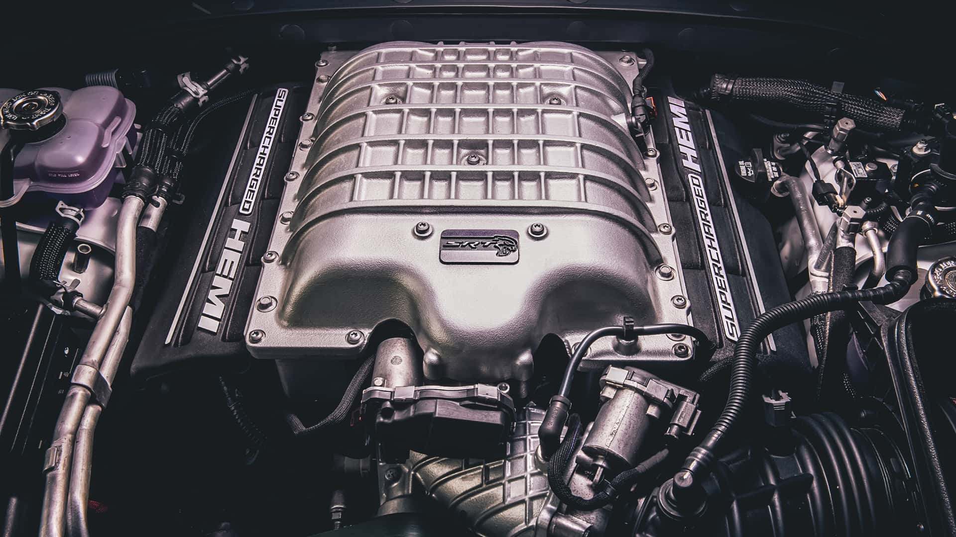 Dodge CEO Basically Confirms the V-8 Charger's Return: 'Don't Be ...