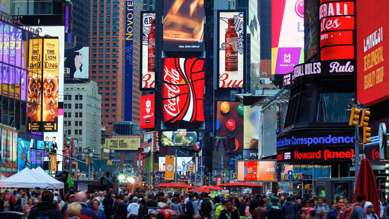 Teenage arrested after three shot in New York City's Times Square