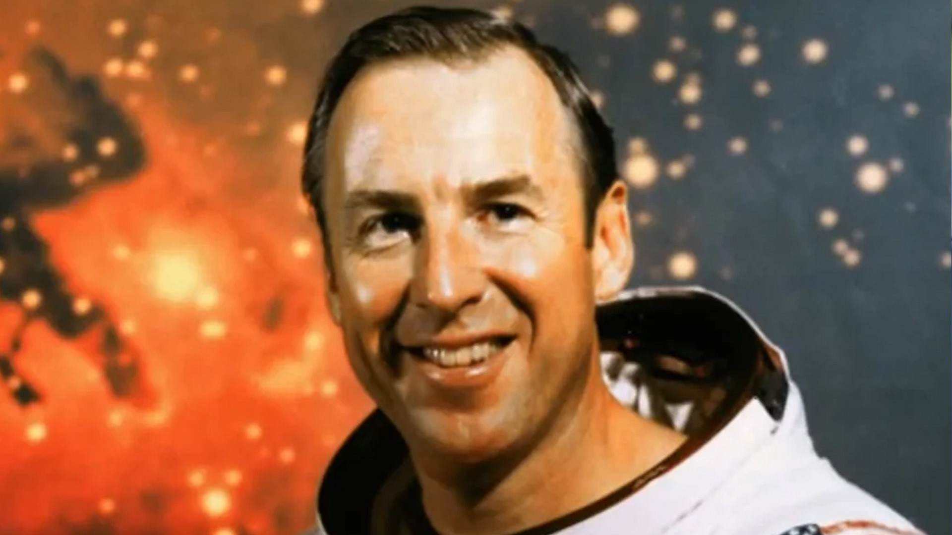 Jim Lovell, Apollo 13 Commander and Astronaut, Dies at 97