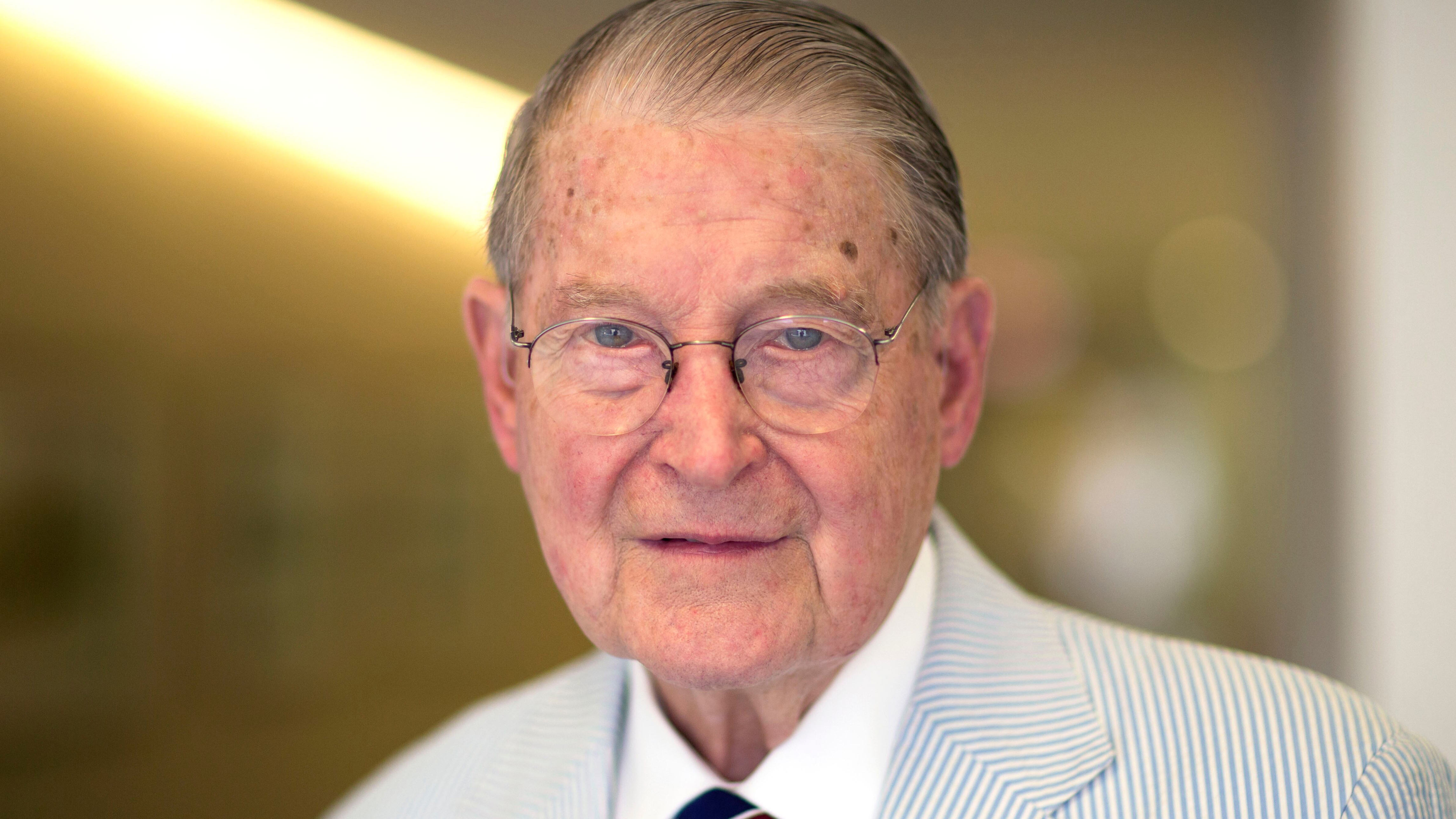 Renowned Former FBI and CIA Director Dies at 101