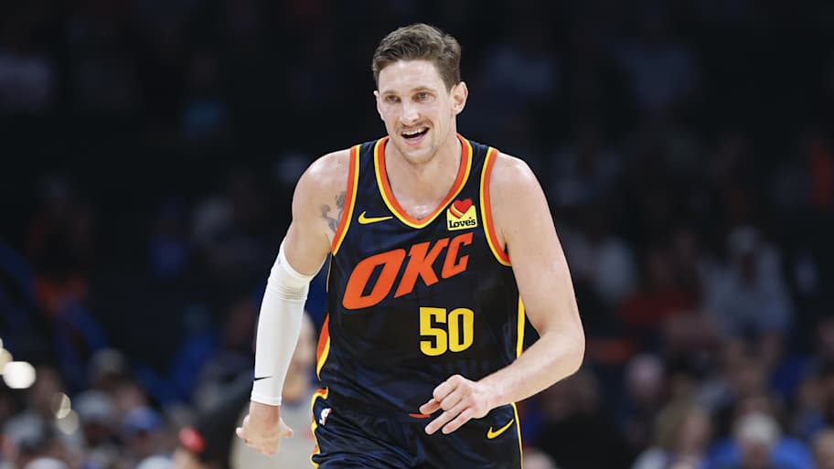 Suns Reportedly Adding Retired NBA Player to Staff