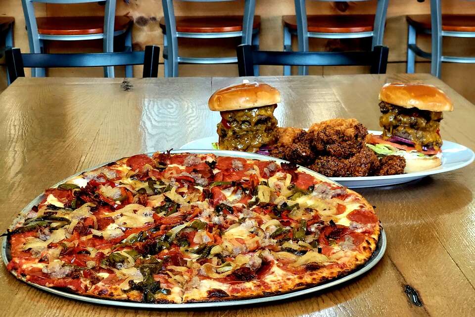 4 pounds of meat, 14 ice cream scoops, a dozen eggs: CT's extreme food ...