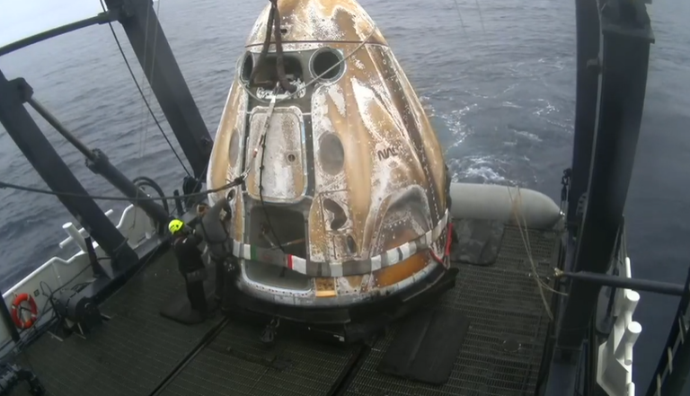 SpaceX astronauts splashdown safely off Southern California coast