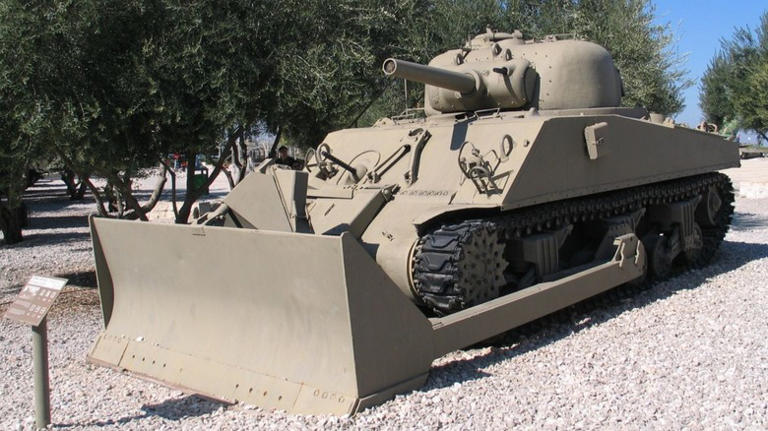 How Many Variants Did The M4 Sherman Tank Have & Why Were There So Many?
