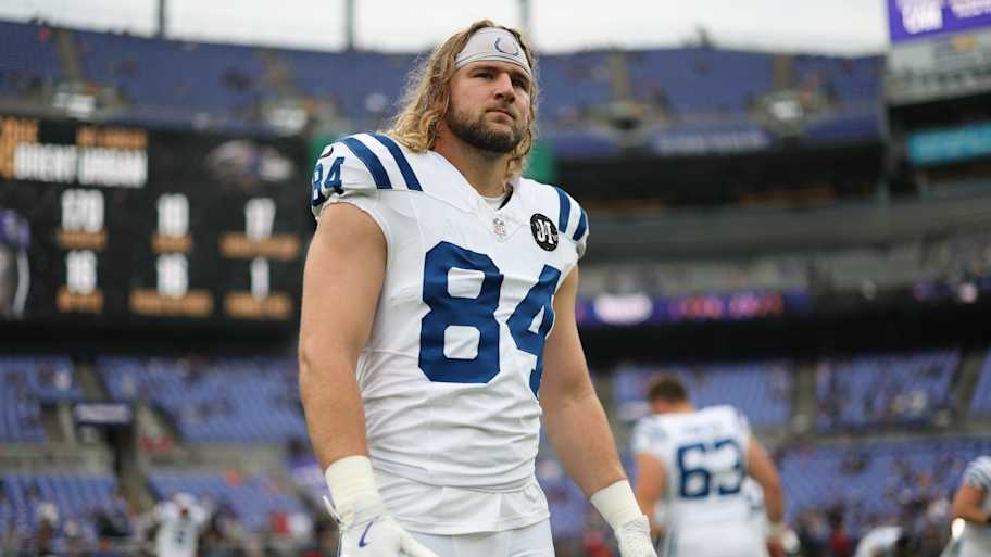 Tyler Warren will be a star if the Colts' QB chaos doesn't destroy him ...