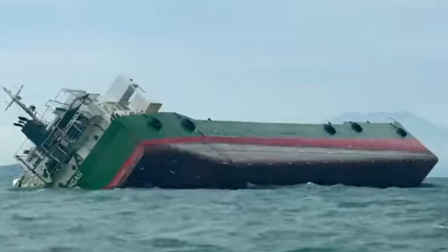 Cargo ship runs aground in Camarines Sur – PCG