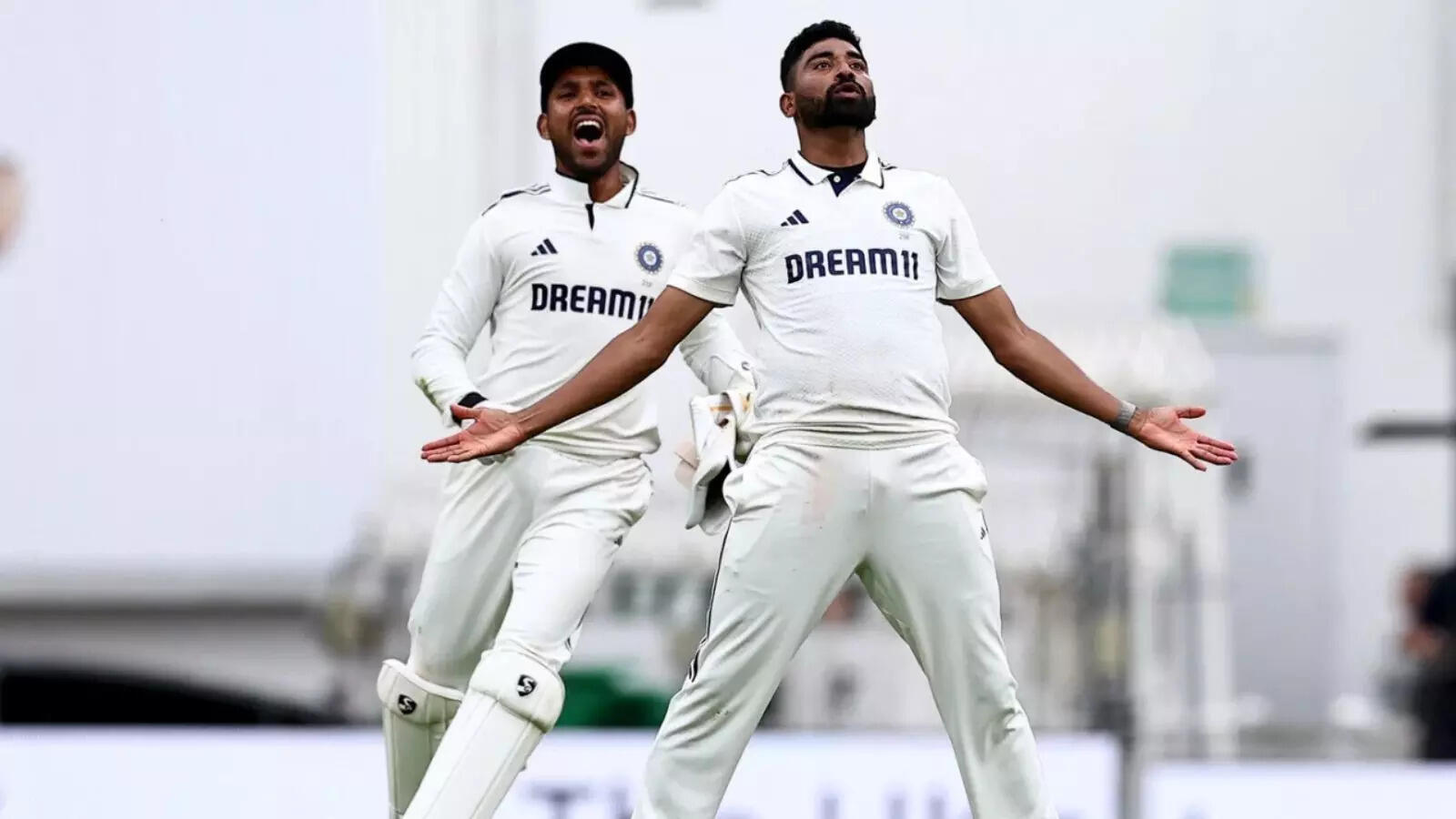 Wobble Trouble! The mystery ball behind Mohammed Siraj’s success ...