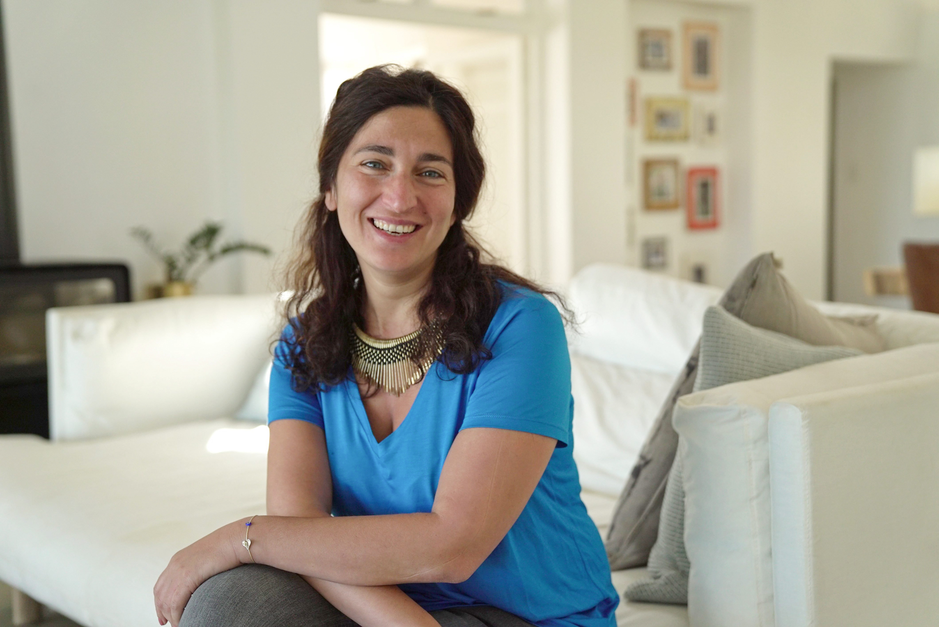 Zuhal Demir: "Op die manier gaan onze kinderen beter kunnen studeren"