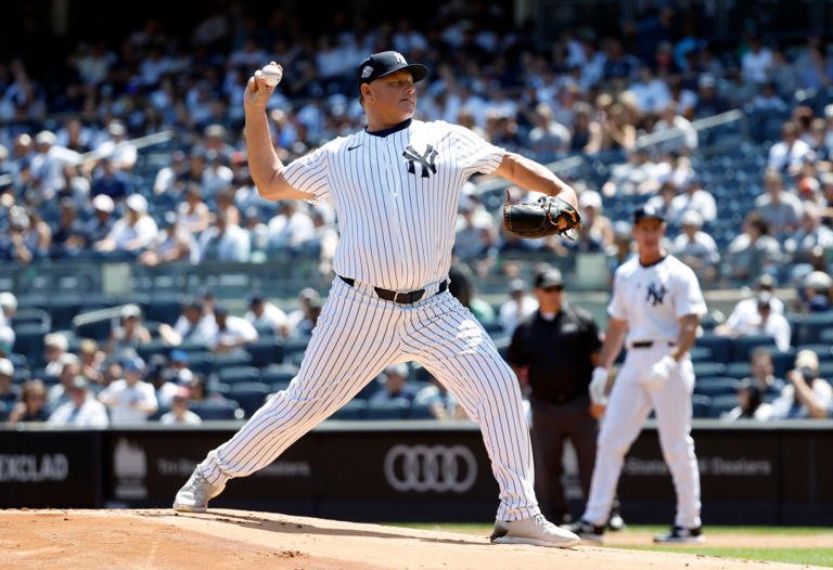 Roger Clemens proposes bold rule change to get starters to pitch longer