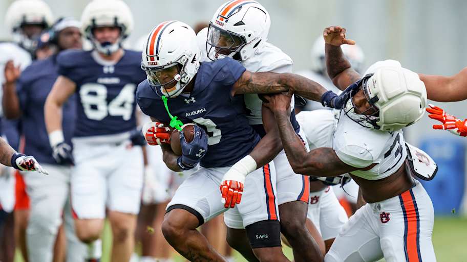 Auburn Sophomore WR Perry Thompson Setting Standard for Breakout Season