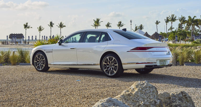 Genesis Launches Lavish 2025 G90 Lease Offer for August