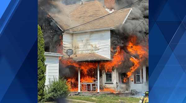 Heavy smoke fills air after homes catch fire in Washington County