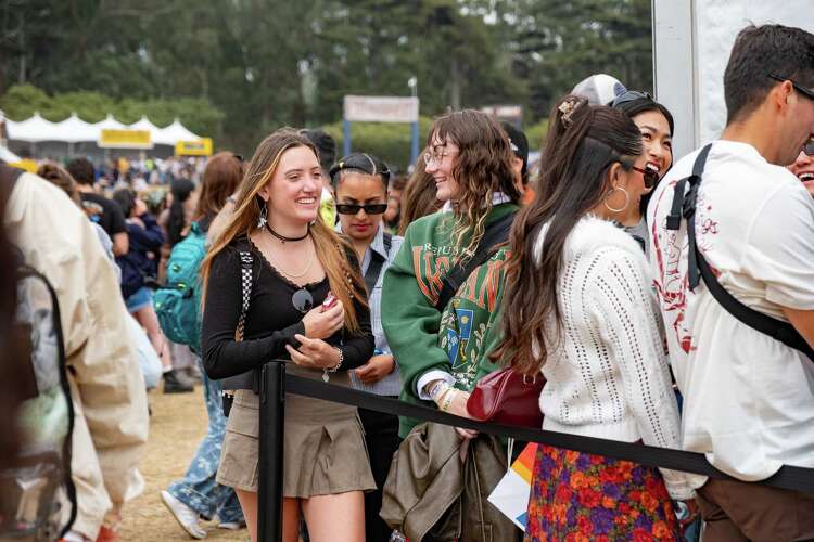 Outside Lands attendees are splurging $90 for Gap's ‘Hoodie House ...