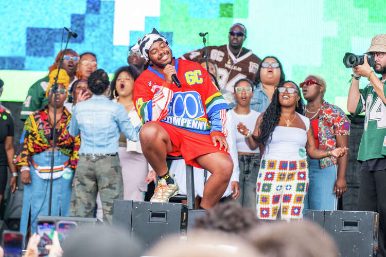 Why a Bay Area rapper has been giving out free ice cream from local shops