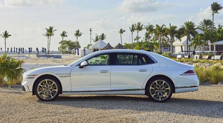 Genesis Launches Lavish 2025 G90 Lease Offer for August