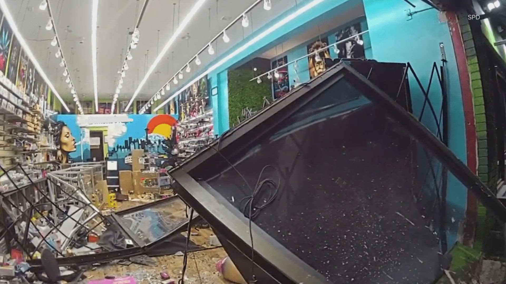 West Seattle hit by string of smash-and-grab robberies, attempts