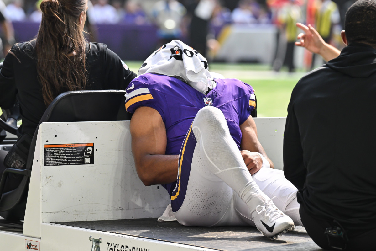 Minnesota Vikings WR Ronald Moore reportedly dead from gunshot wound