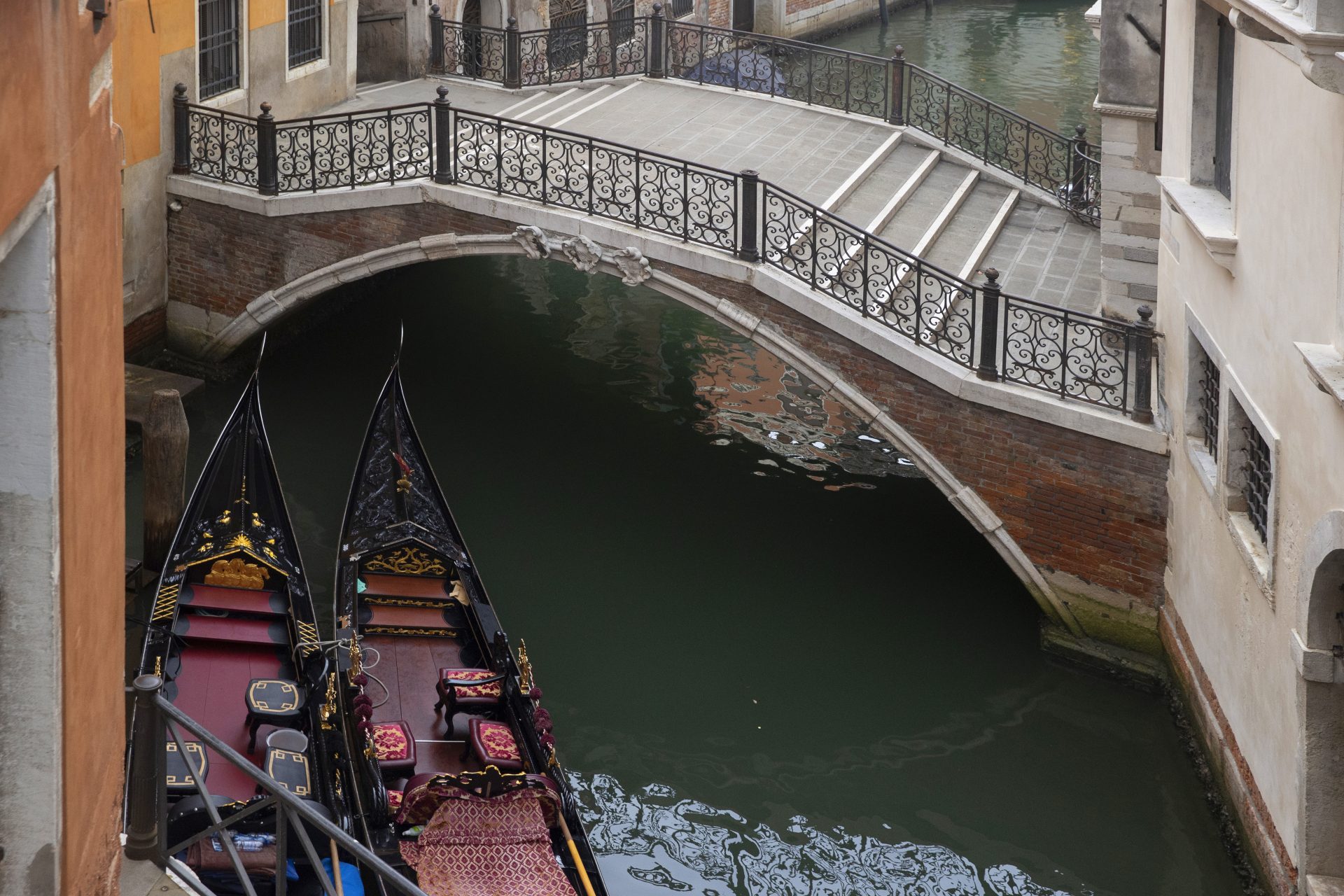 The incredible way the city of Venice was built