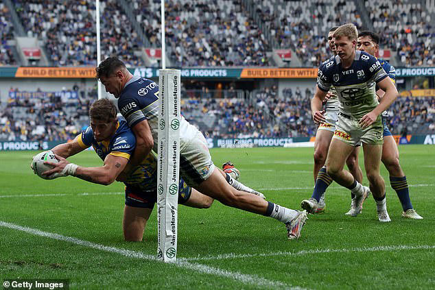Moses field goal sinks Cowboys in NRL thriller