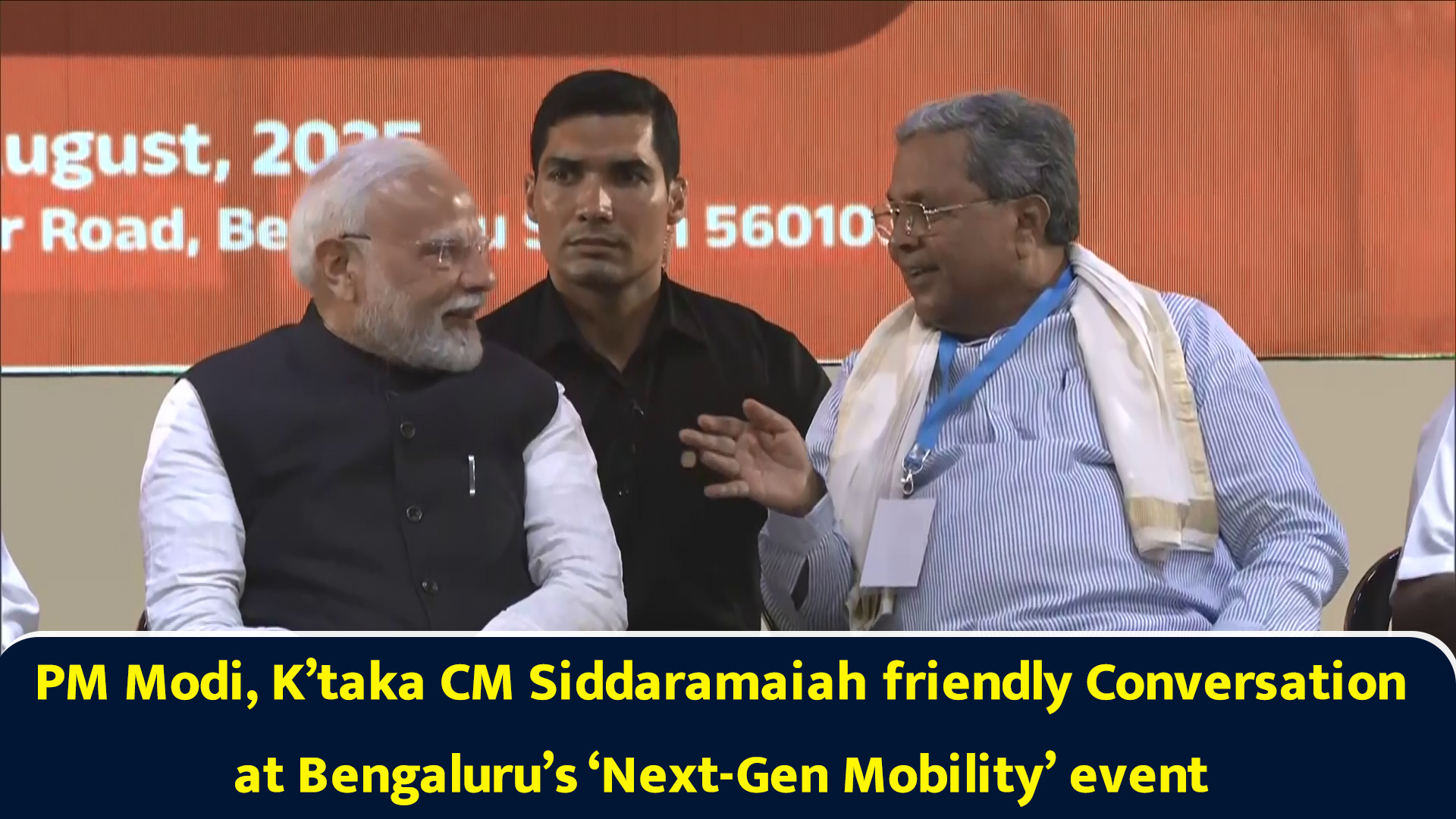 PM Modi, K’taka CM Siddaramaiah friendly Conversation at Bengaluru’s ...