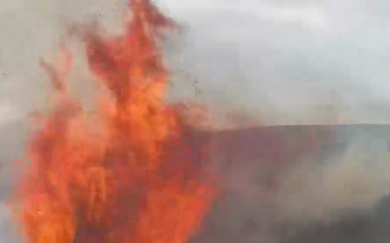 Bị tỉnh 'tuýt còi' vì xây nhà rông bê tông chắn tầm nhìn núi lửa Chư ...