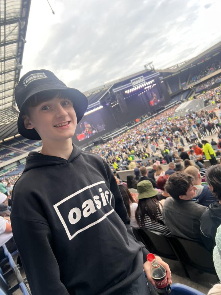 36 incredible fan photos from first two Edinburgh Oasis concerts at ...