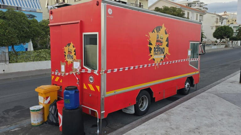 Watch Figure 02 Humanoid Fold Laundry in New AI Demo