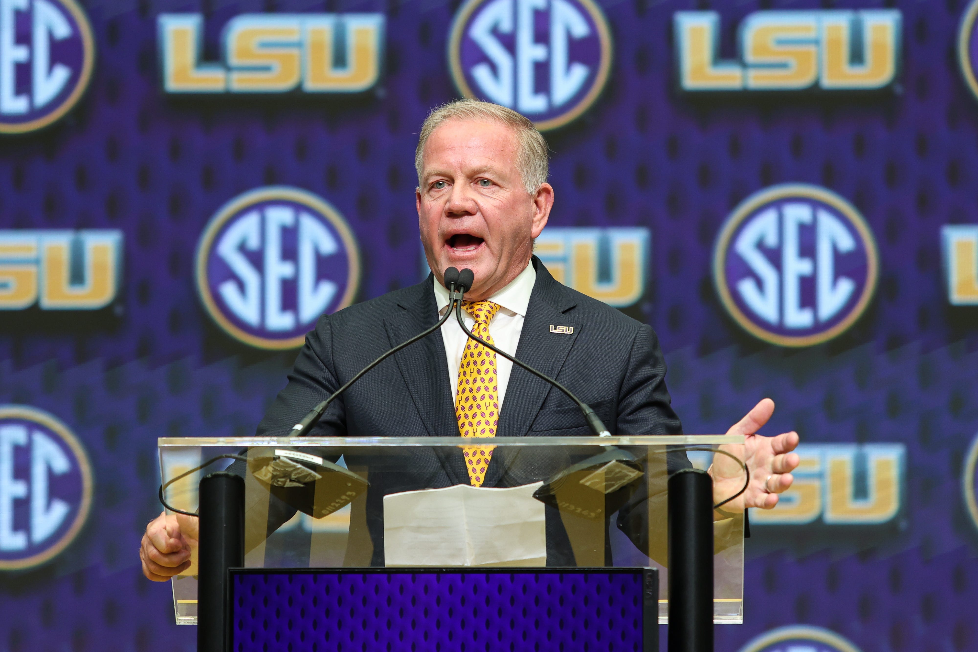 LSU football coach Brian Kelly updates team injury status ahead of week one